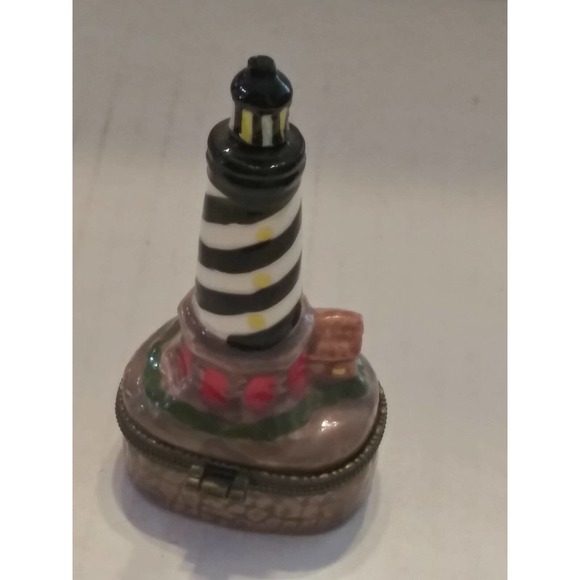 Unbranded | Accents | 3 2 Black And White Spiral Striped Lighthouse ...